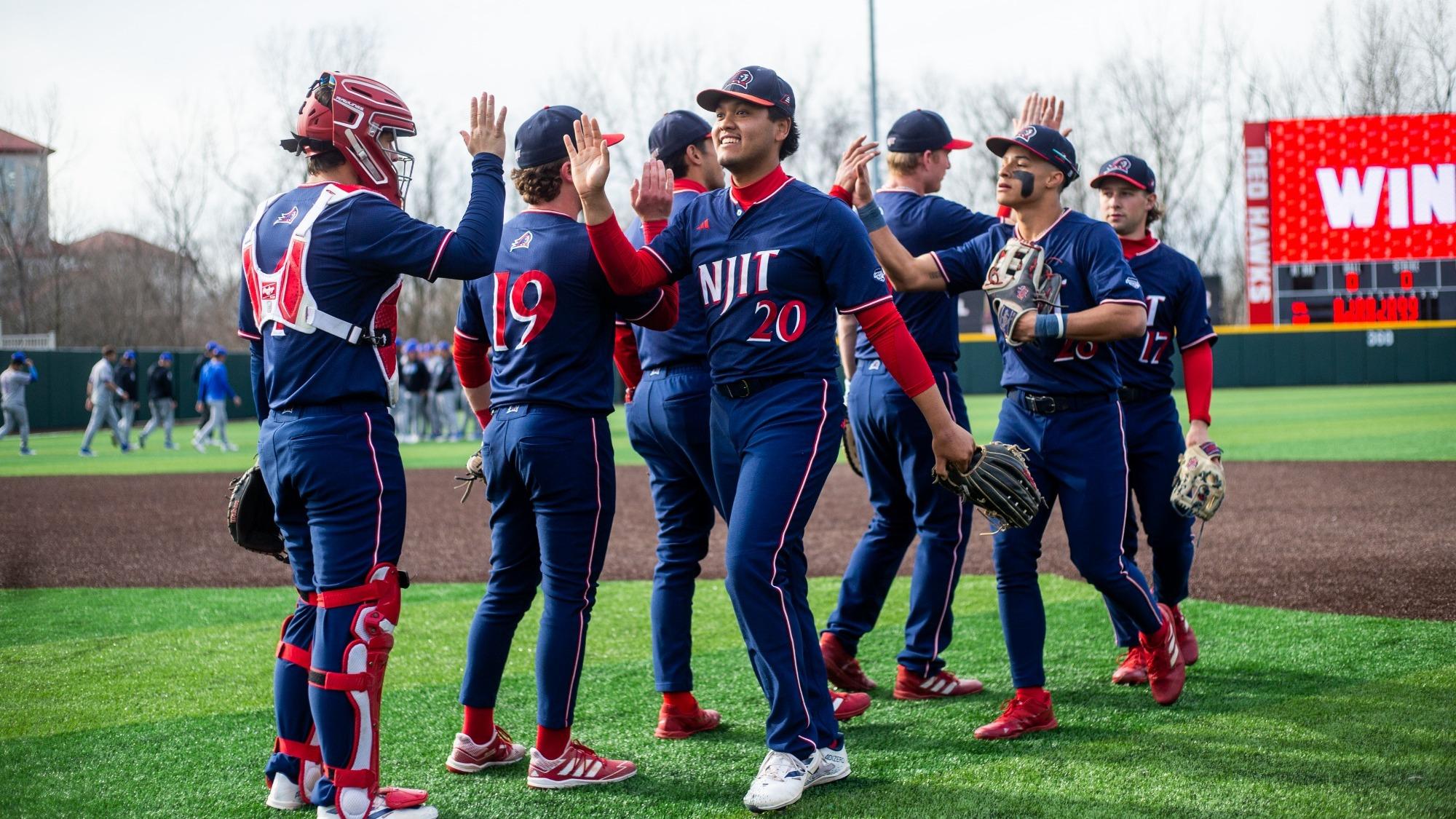 Highlanders Score Five in the Ninth to Take Series from UMass Lowell