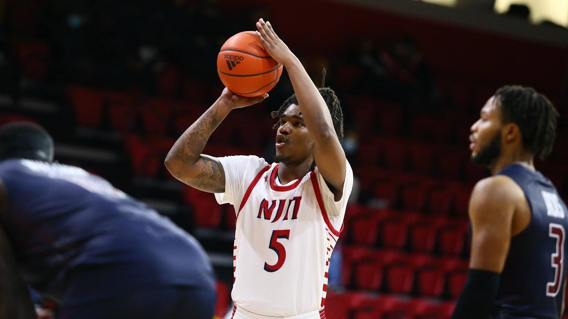 Coleman's Double-Double Leads NJIT Men's Basketball Past FDU at the WEC
