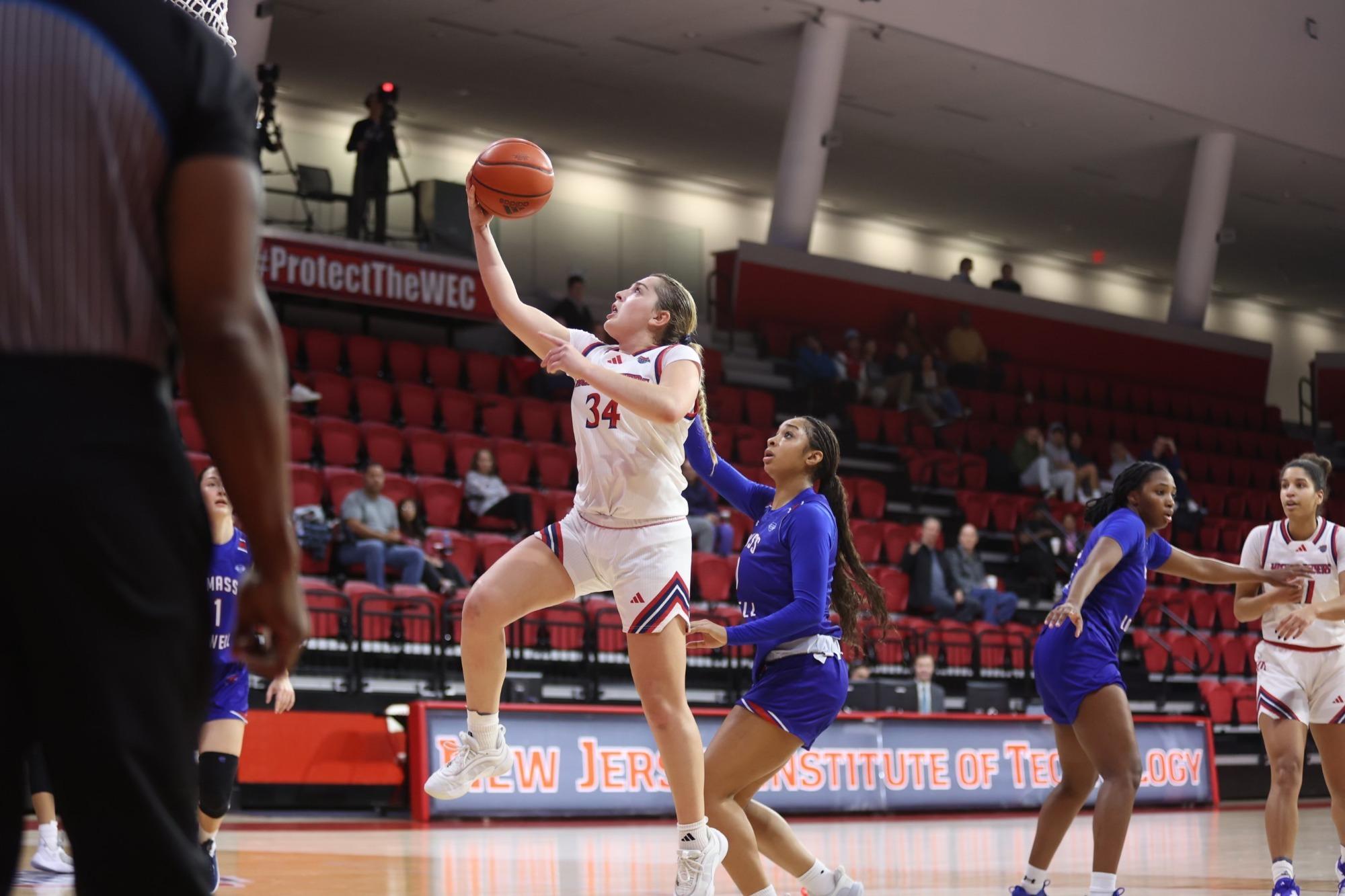 Zuniga's 29 Points Lead to 4th Straight Win, NJIT Remains Perfect in ...