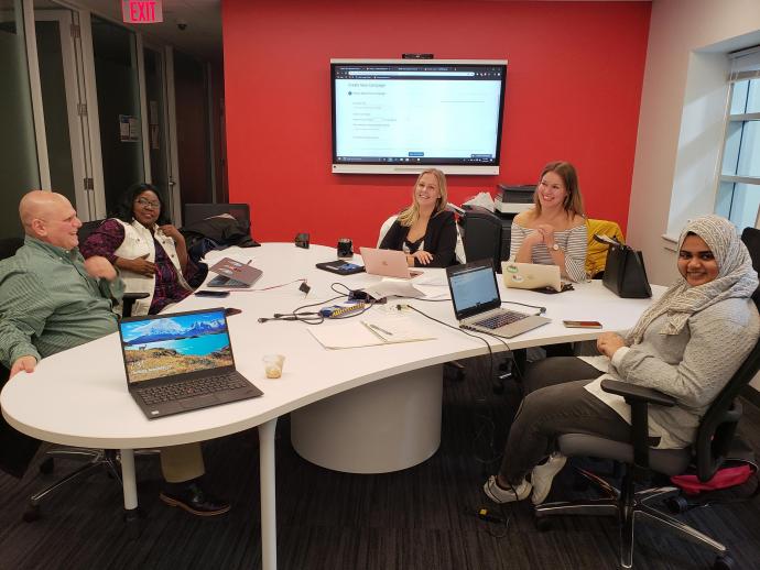 School of Management Students Help Local and Foreign Startups